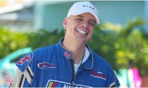 Panes Mataniños: Un Ícono del Street Food en El Salvador. - S News